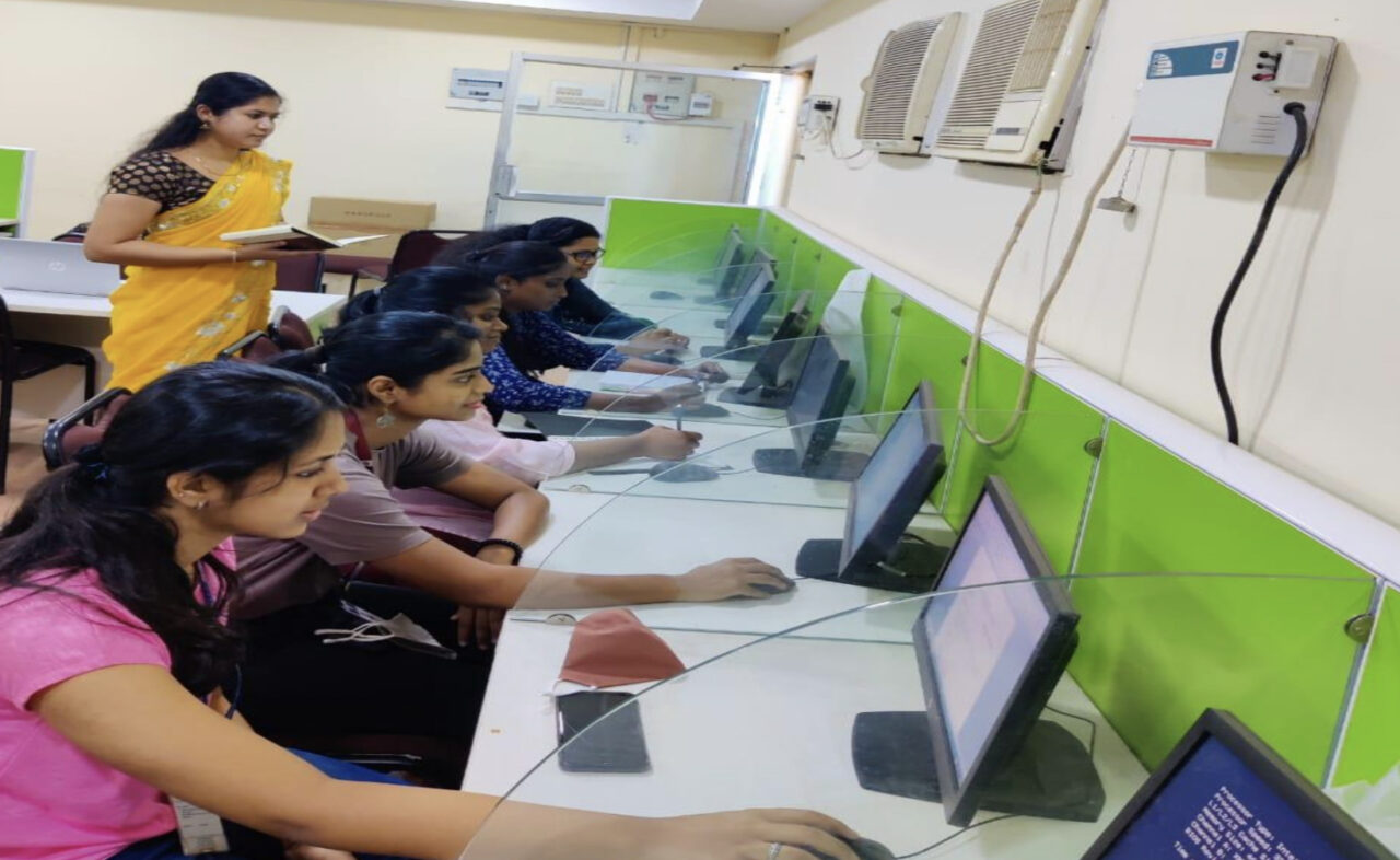 English(Aided) | Ethiraj College